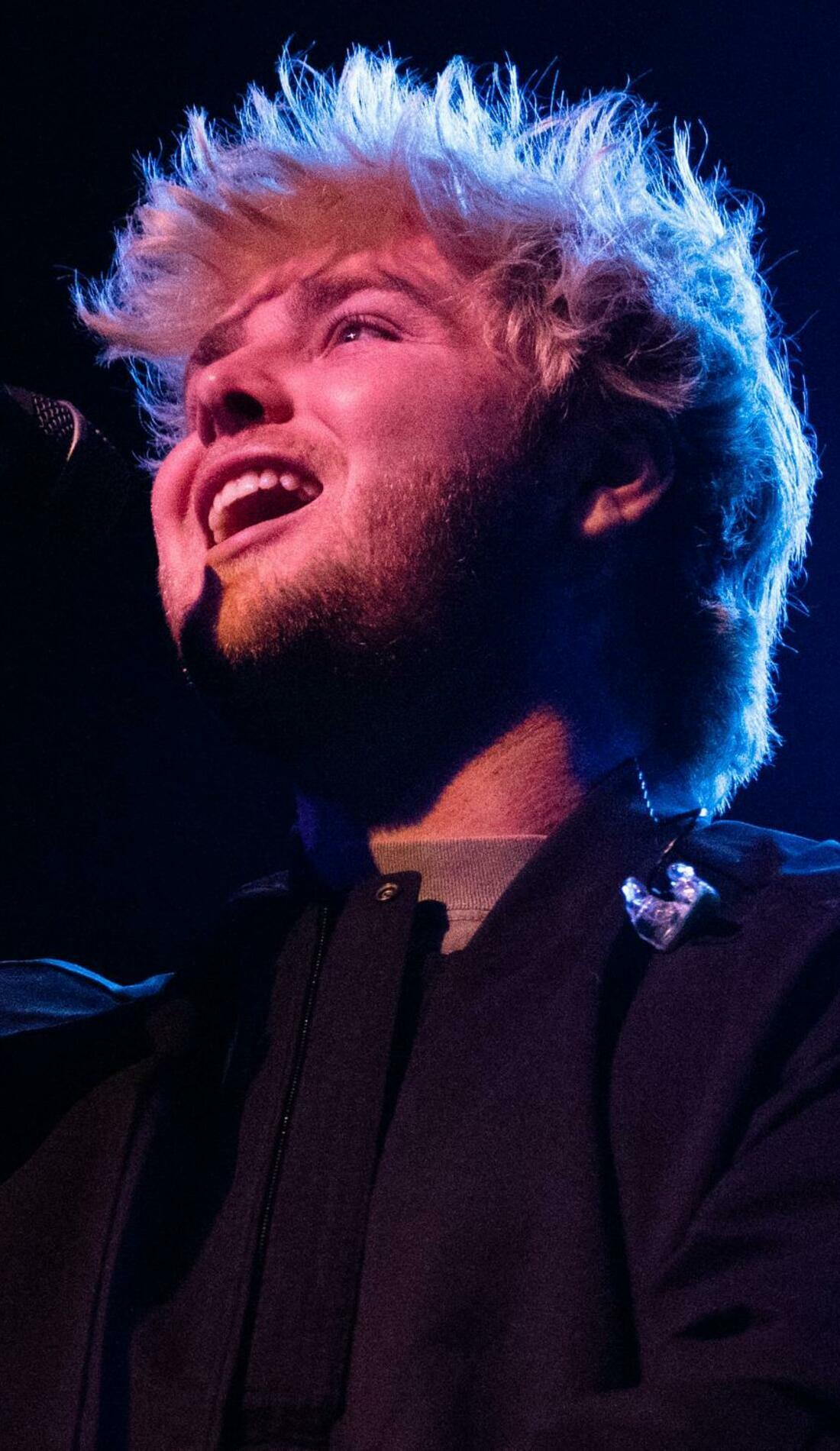 Alex Warren Tickets, 2024 Concert Tour Dates | SeatGeek