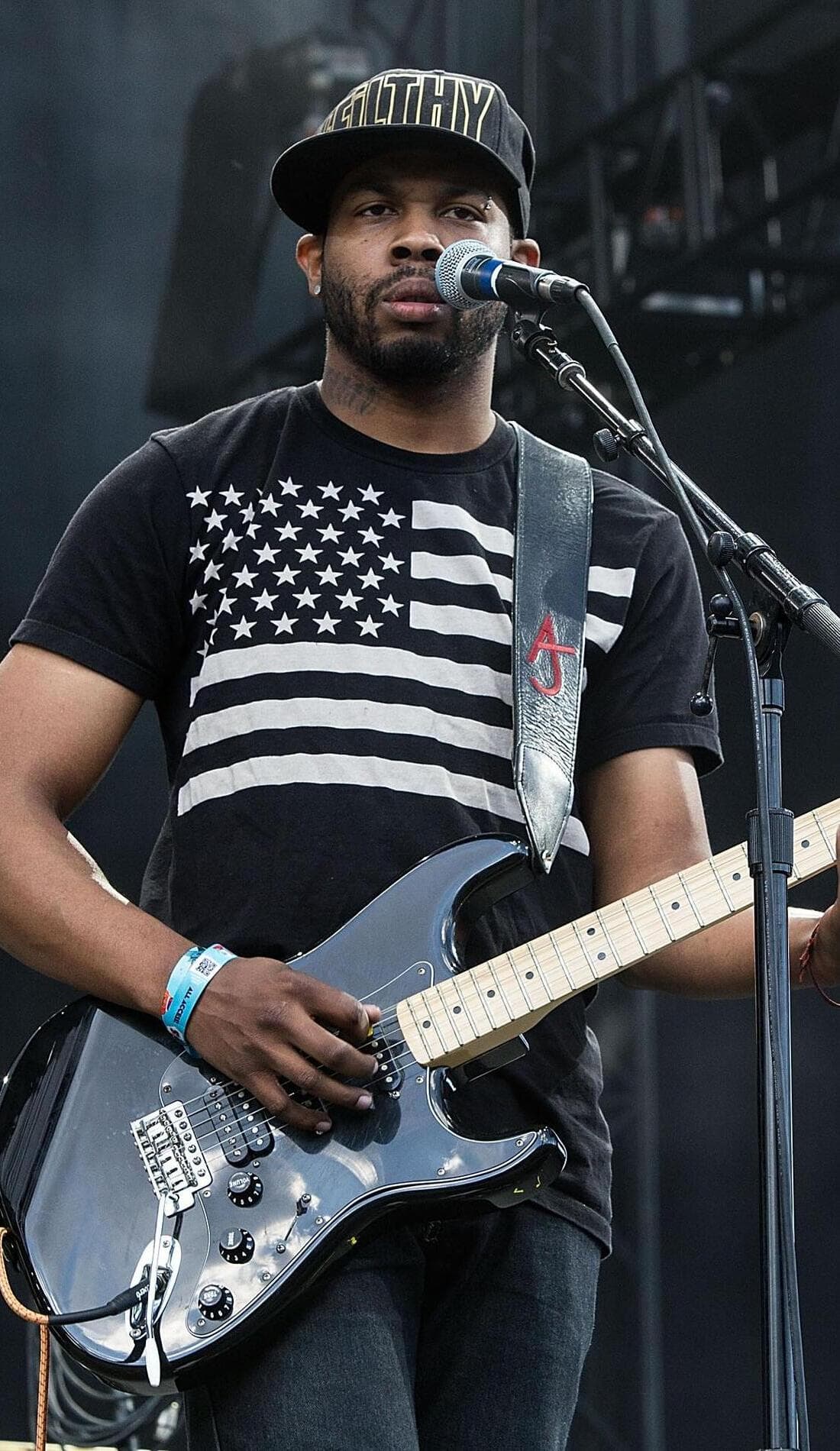 Ayron Jones Concert Parking Passes | SeatGeek