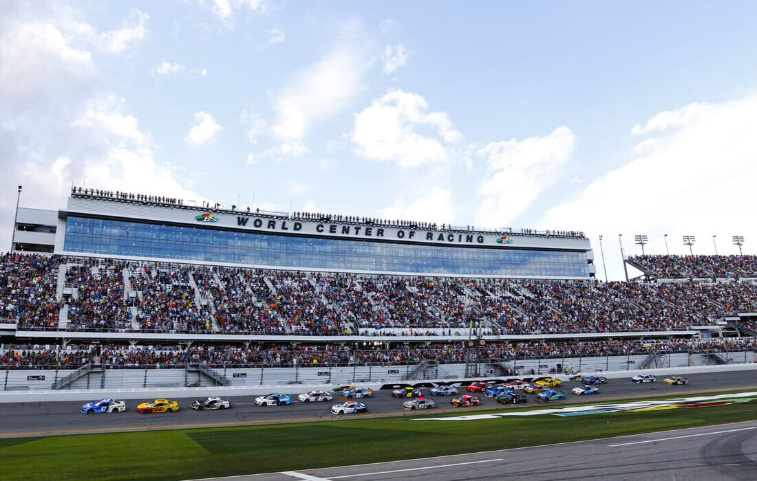 NASCAR Tickets, 2024 Schedules & Location | SeatGeek