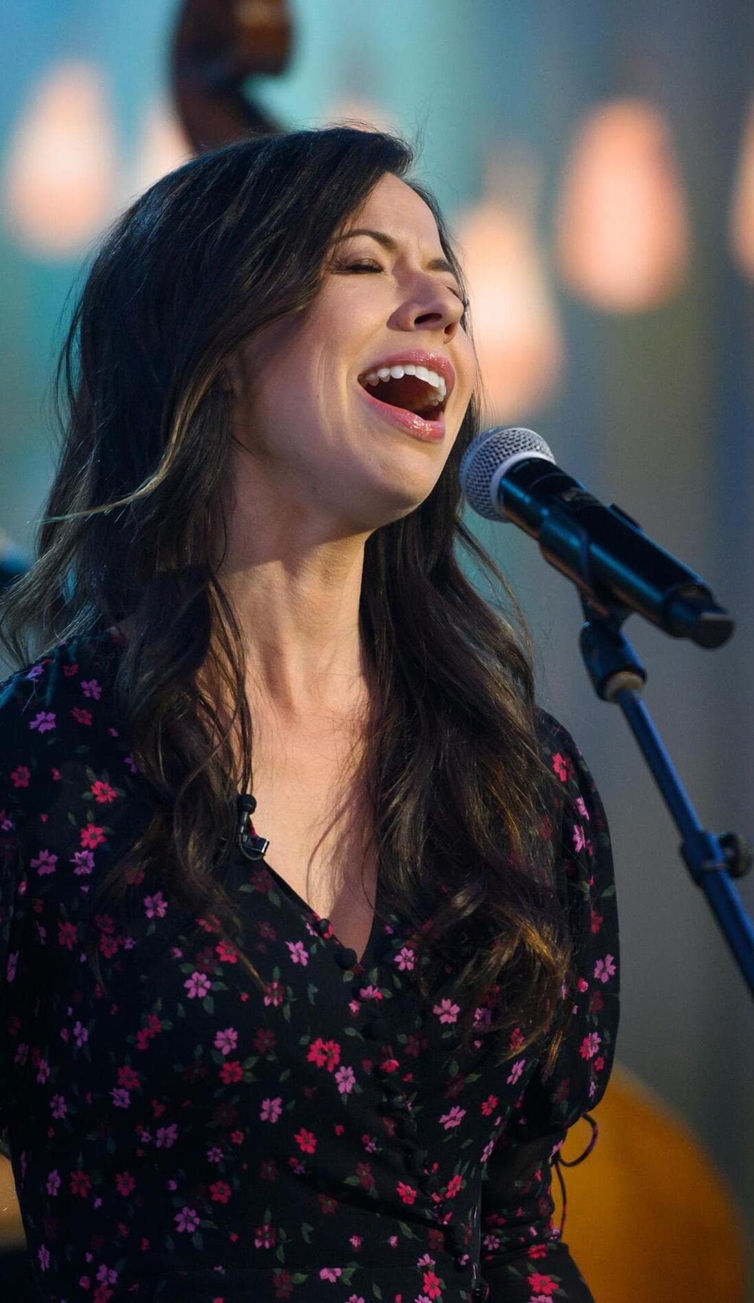 Joy Williams Tickets & Concert Tour Dates 2024 | SeatGeek