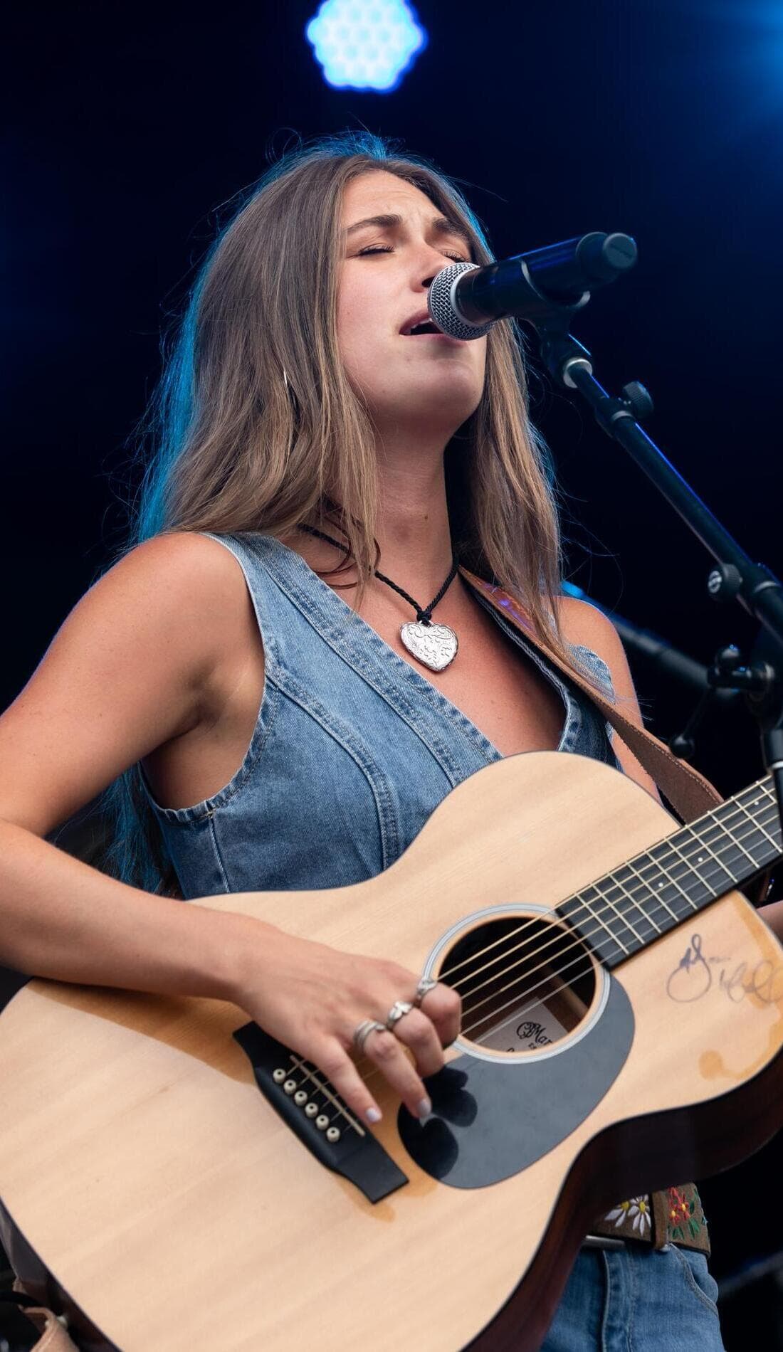 Lauren Watkins Tickets & Concert Tour Dates 2024 | SeatGeek