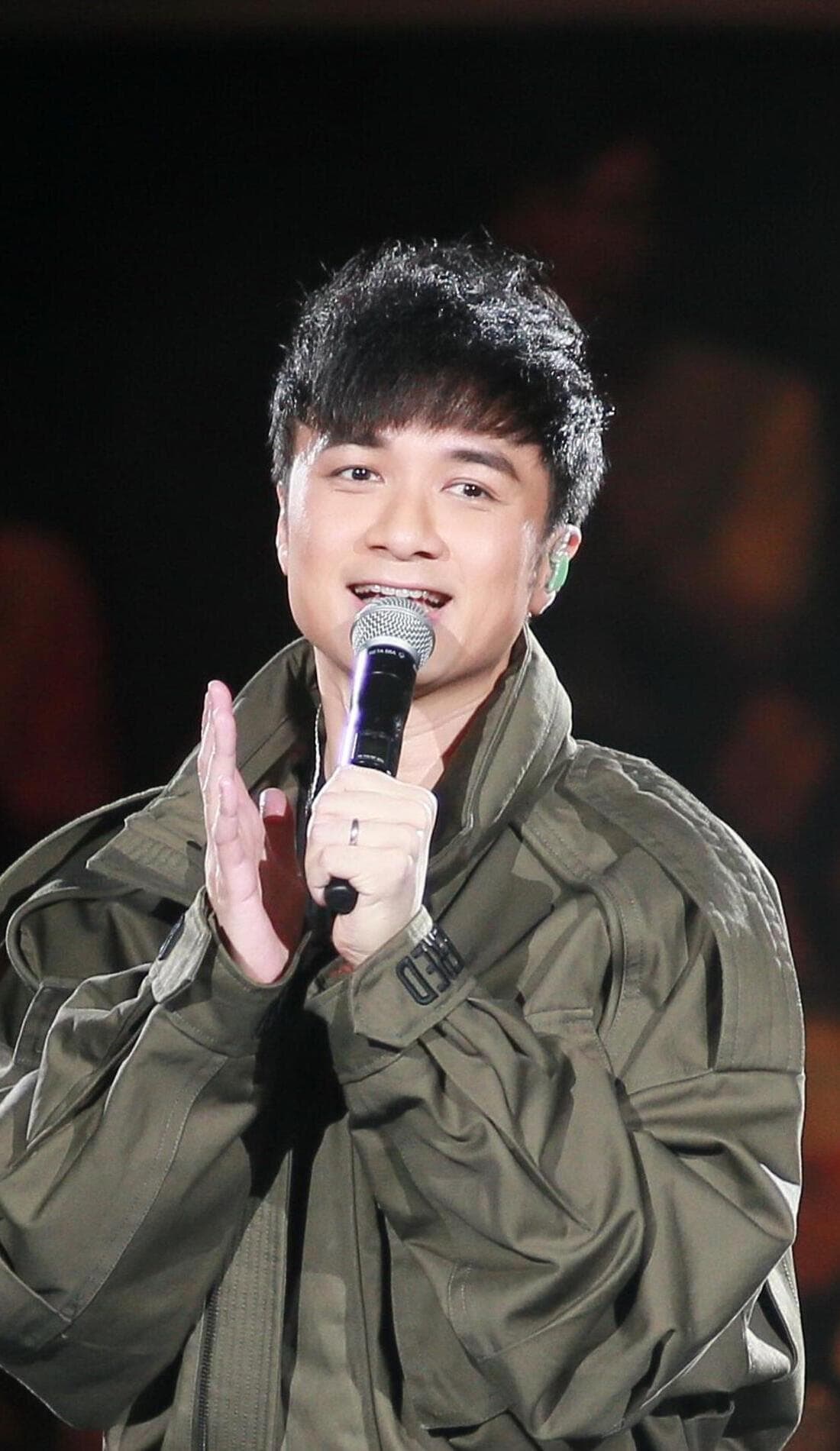 Leo Ku Tickets & Concert Tour Dates 2024 | SeatGeek