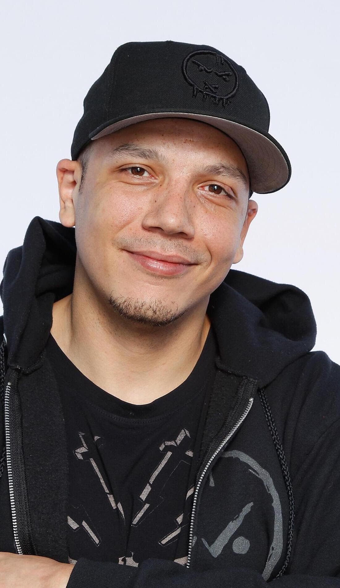 Luis J. Gomez Tickets, 2024-2025 Showtimes & Locations | SeatGeek
