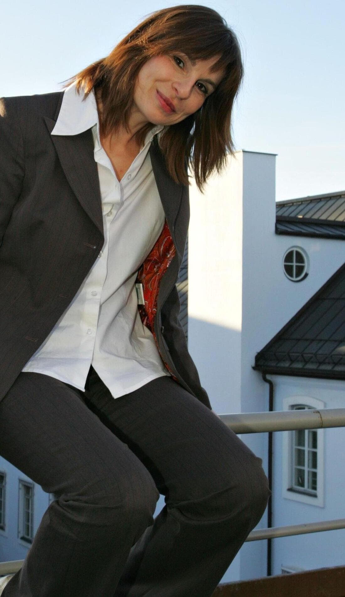 Maria Bachmann Tickets, 2024 Showtimes & Locations | SeatGeek