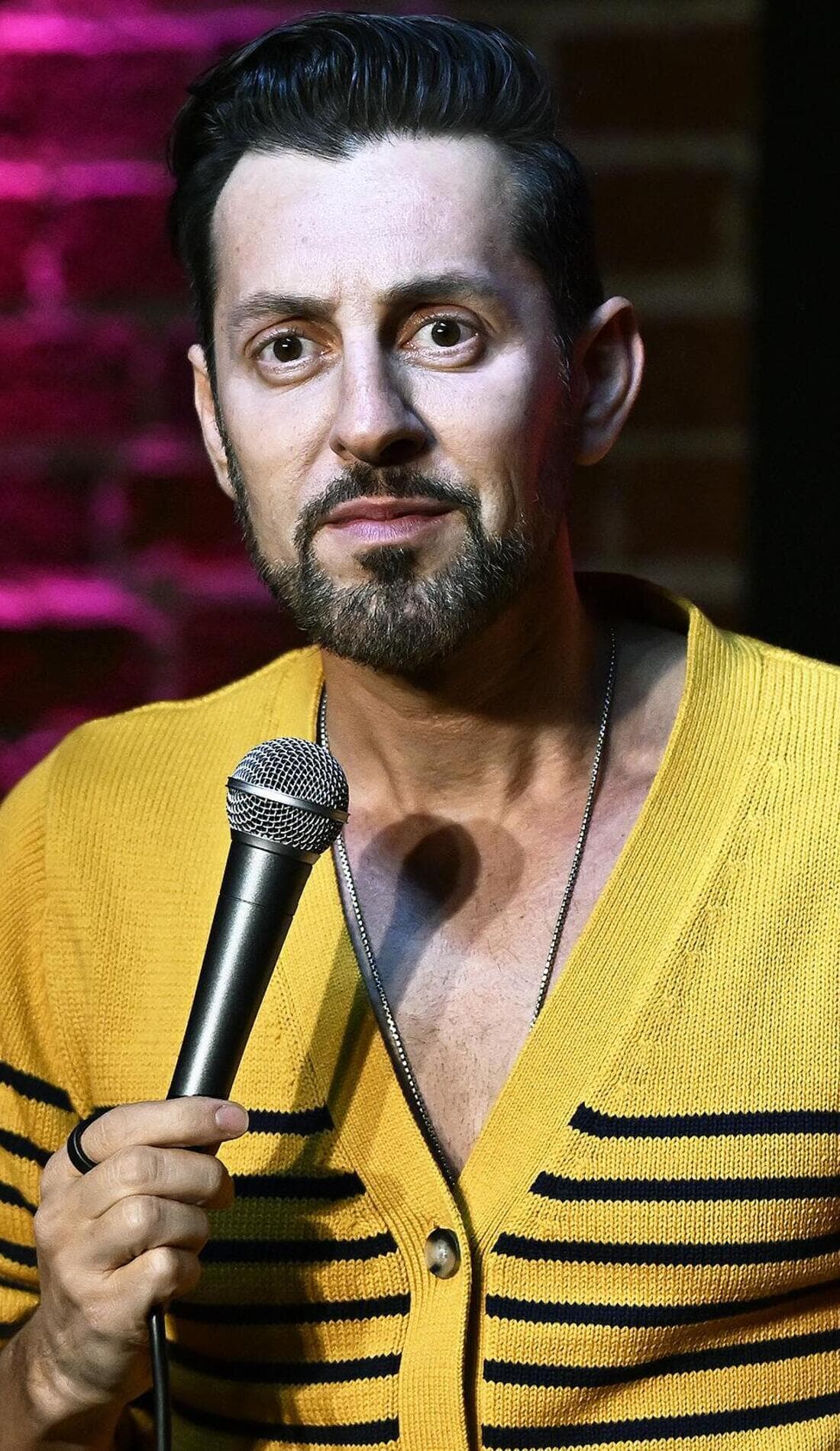 Max Amini Tickets, 2024-2025 Showtimes & Locations | SeatGeek