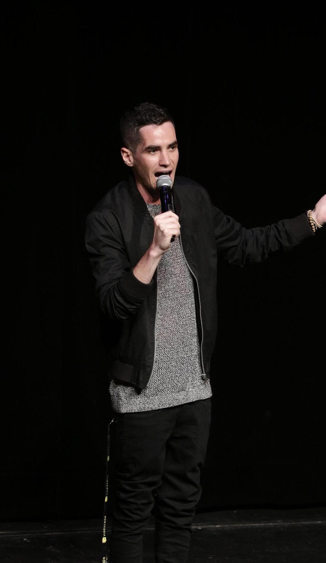 Ricky Velez Tickets, 2024-2025 Showtimes & Locations | SeatGeek