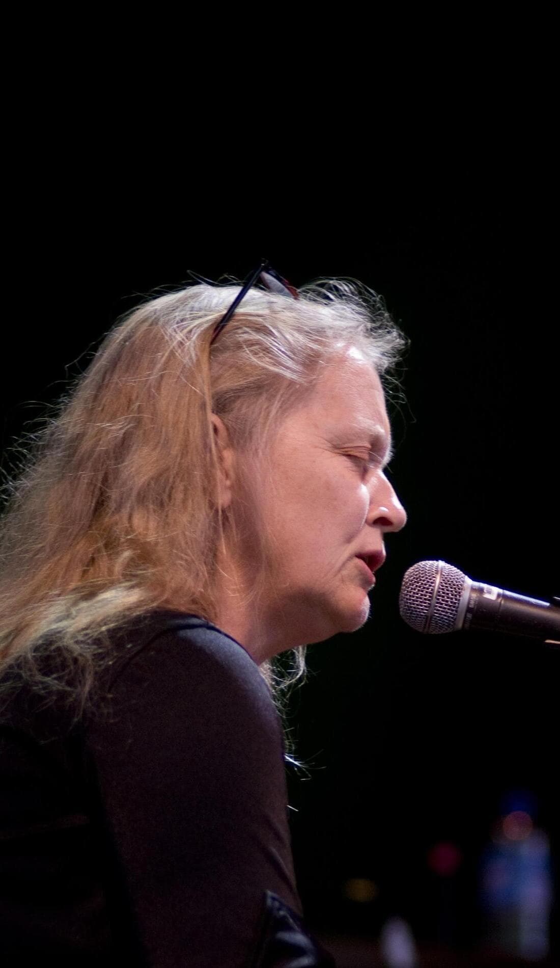 Robin Holcomb Tickets, 2024 Concert Tour Dates | SeatGeek