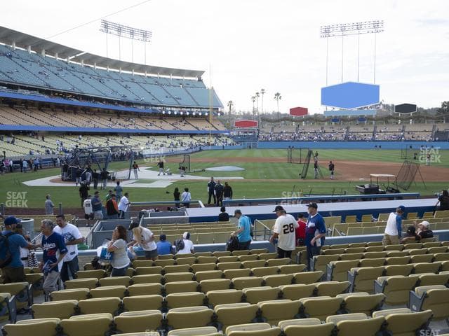 Dodger Stadium Seating Chart & Seat Views | SeatGeek