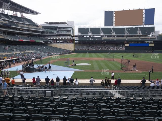 Target Field Seating Chart & Seat Views | SeatGeek