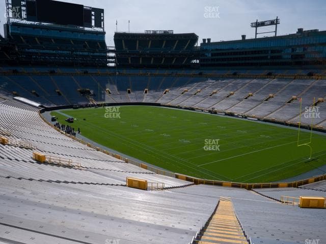 Lambeau Field Seating Chart & Seat Views | SeatGeek