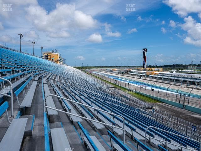 Homestead-Miami Speedway Seating Chart & Seat Views | SeatGeek