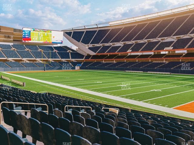 Soldier Field Seating Chart & Seat Views | SeatGeek