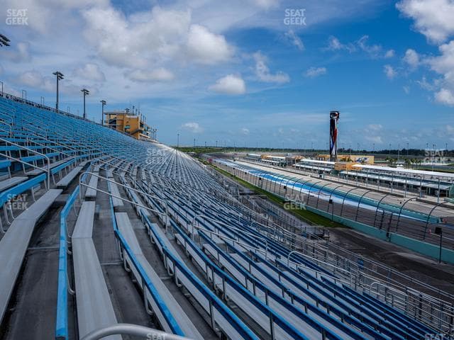 Homestead-Miami Speedway Seating Chart & Seat Views | SeatGeek