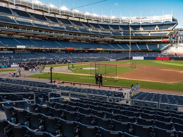 Yankee Stadium Seating Chart & Seat Views | SeatGeek