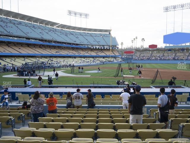 Dodger Stadium Seating Chart & Seat Views | SeatGeek