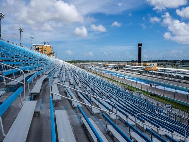 Homestead-Miami Speedway Seating Chart & Seat Views | SeatGeek