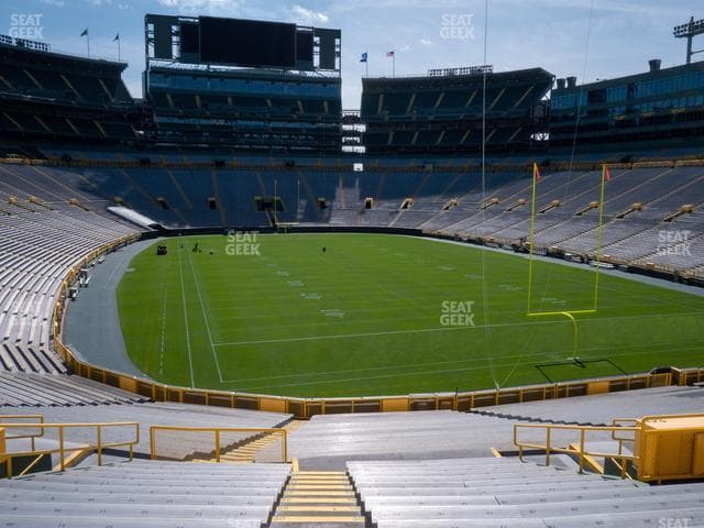 Lambeau Field Seating Chart & Seat Views | SeatGeek