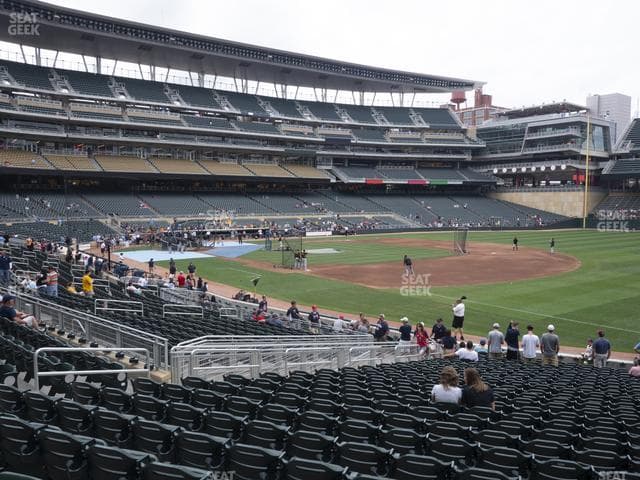 Target Field Seating Chart & Seat Views | SeatGeek