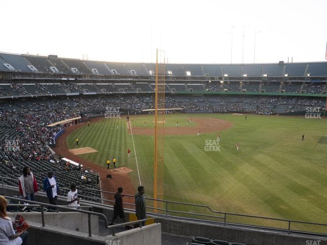 Oakland Coliseum Seating Chart & Seat Views | SeatGeek