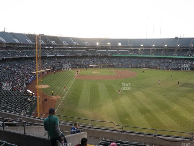 Oakland Coliseum Seating Chart & Seat Views | SeatGeek