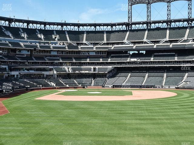 Citi Field Section 121 Seat View | SeatGeek