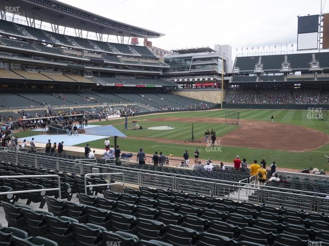 Target Field Seating Chart & Seat Views | SeatGeek