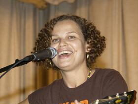 Alana Davis Tickets, 2024 Concert Tour Dates | SeatGeek