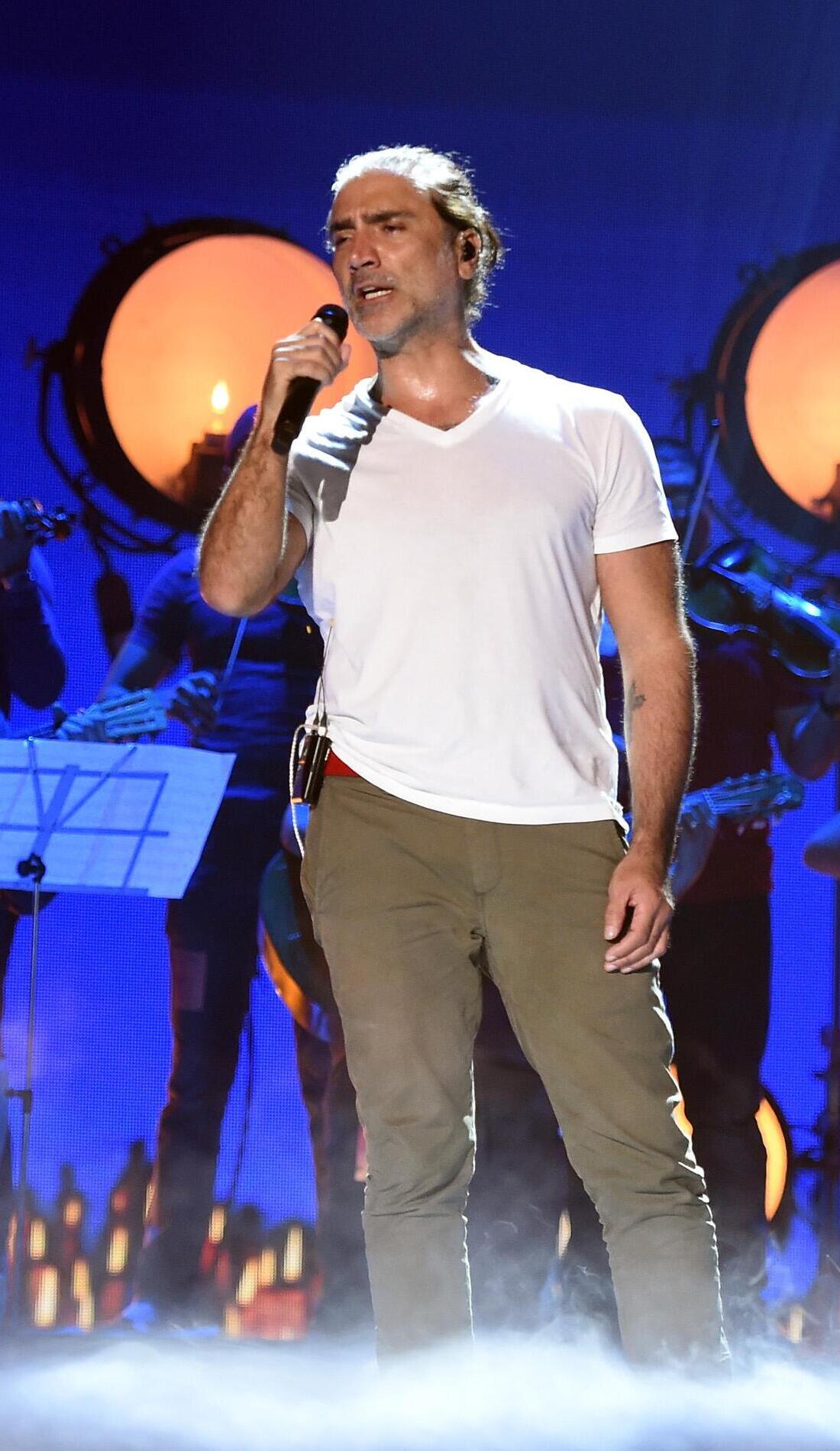 Alejandro Fernandez Concert Tickets And Tour Dates SeatGeek