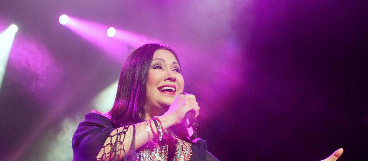 Ana Gabriel Concert Tickets, 2023 Tour Dates & Locations | SeatGeek