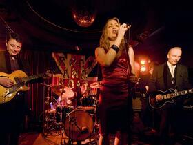 Black Box Recorder Concert Tickets, 2024 Tour Dates & Locations | SeatGeek