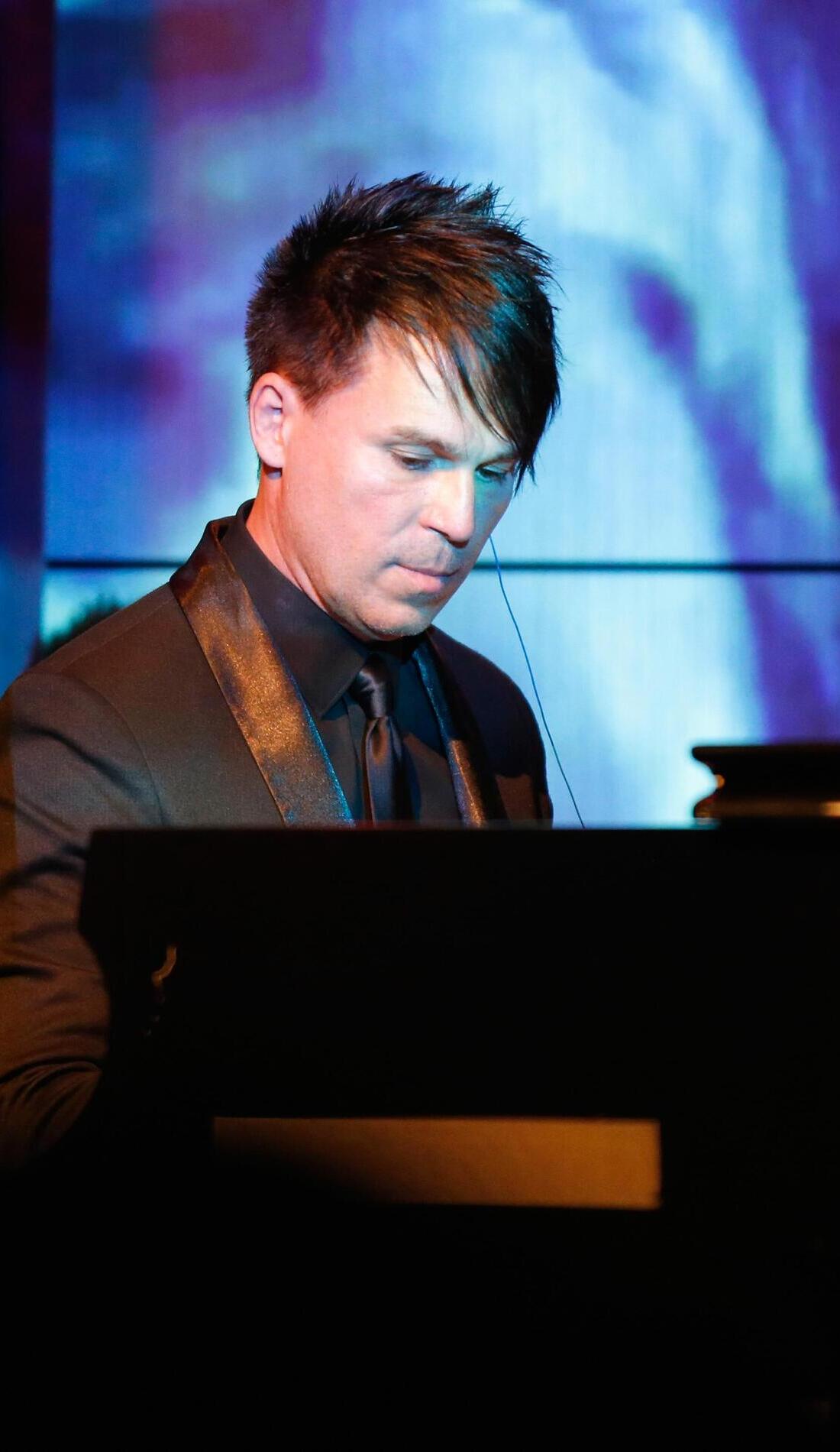 BT Concert Tickets, 2023 Tour Dates & Locations | SeatGeek