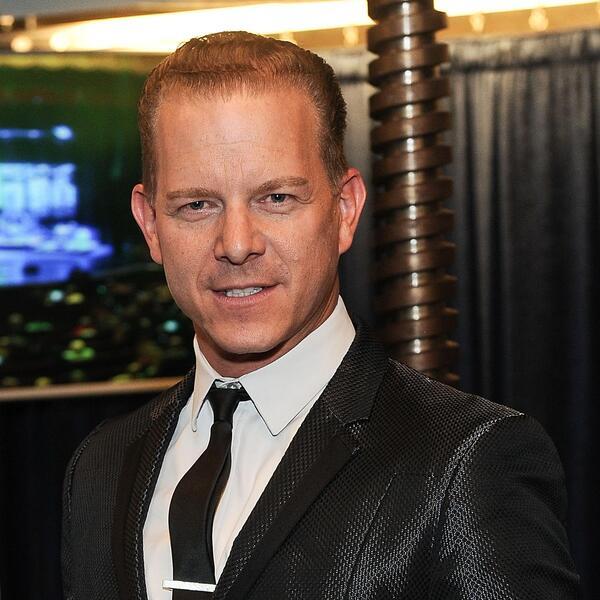 Christian Hoff Concert Parking Passes | SeatGeek