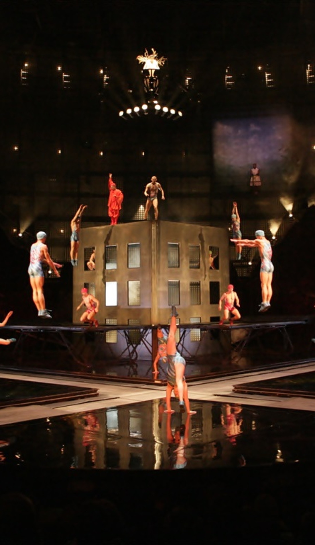 Cirque du Soleil: La Nouba Tickets - 2022 Cirque du Soleil: La Nouba ...