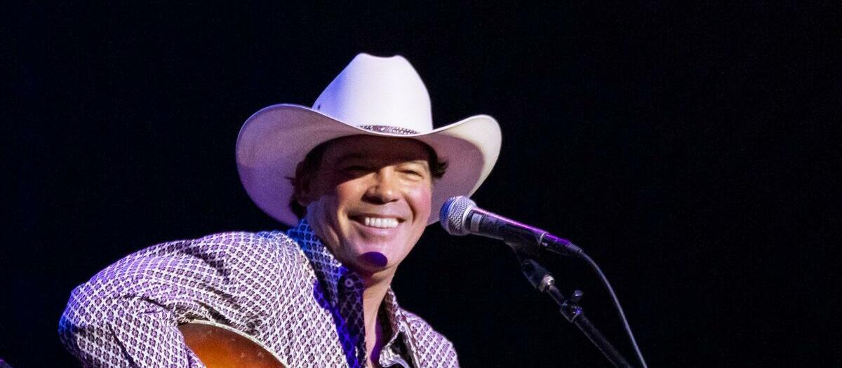 Clay Walker Concert Tickets, 2023 Tour Dates & Locations | SeatGeek