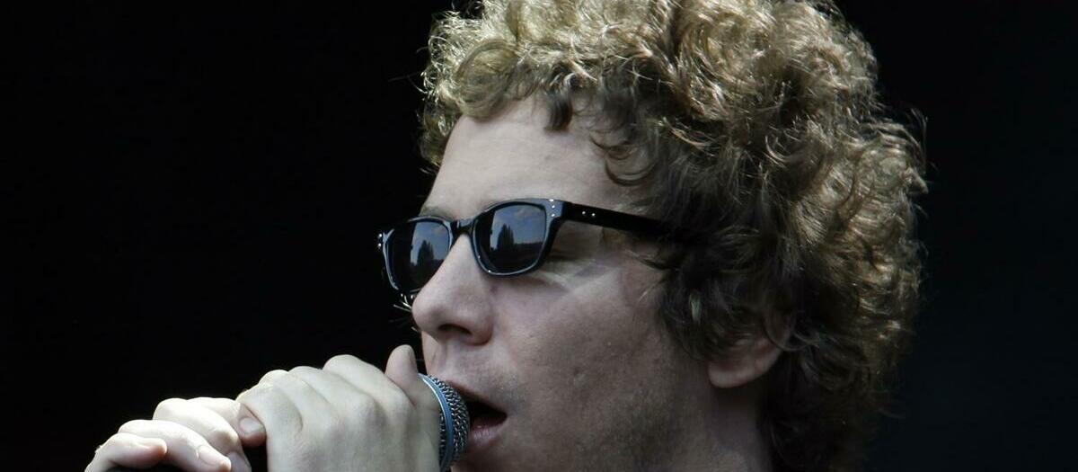 Crystal Stilts Concert Tickets, 2023-2024 Tour Dates & Locations | SeatGeek