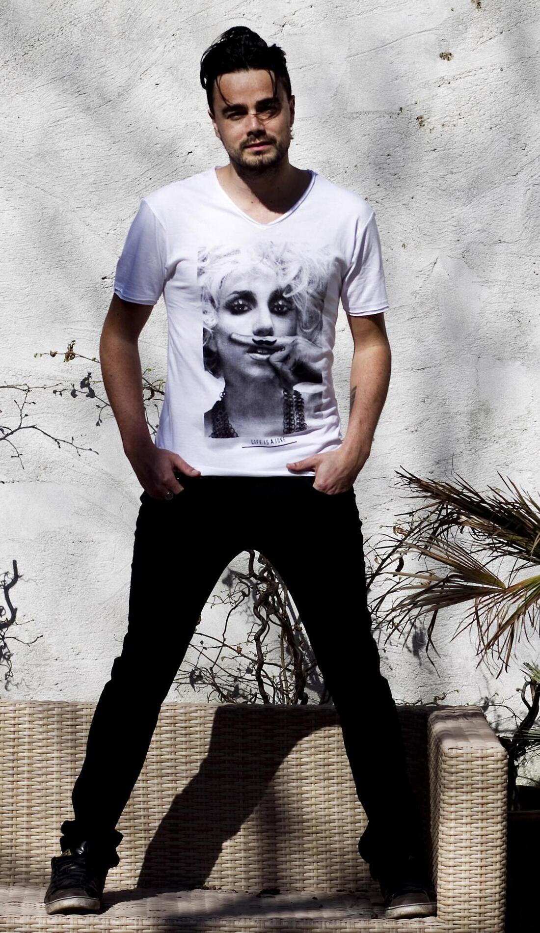 Dinand Woesthoff Concert Tickets, 2023 Tour Dates & Locations | SeatGeek