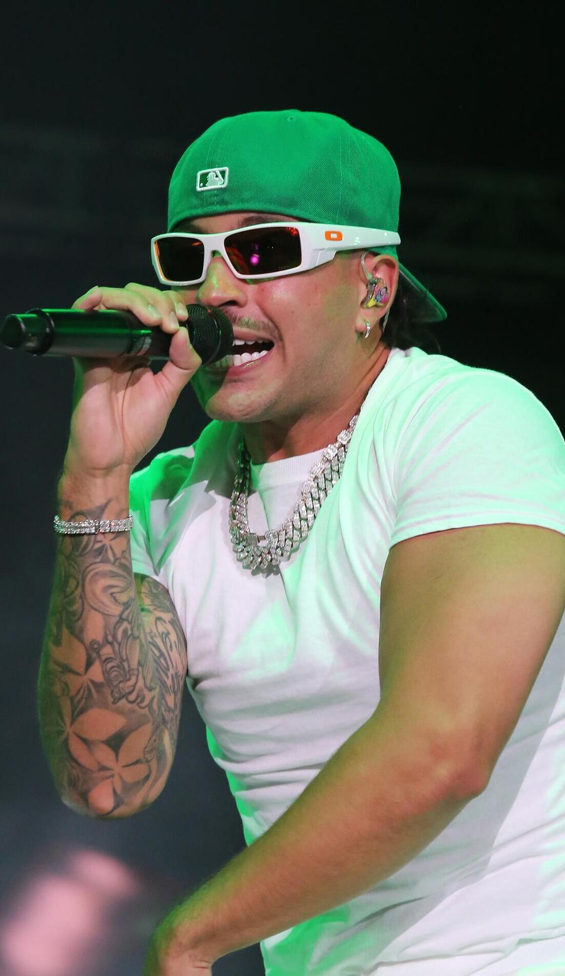 Feid Tickets - 2022 Feid Concert Tour | SeatGeek