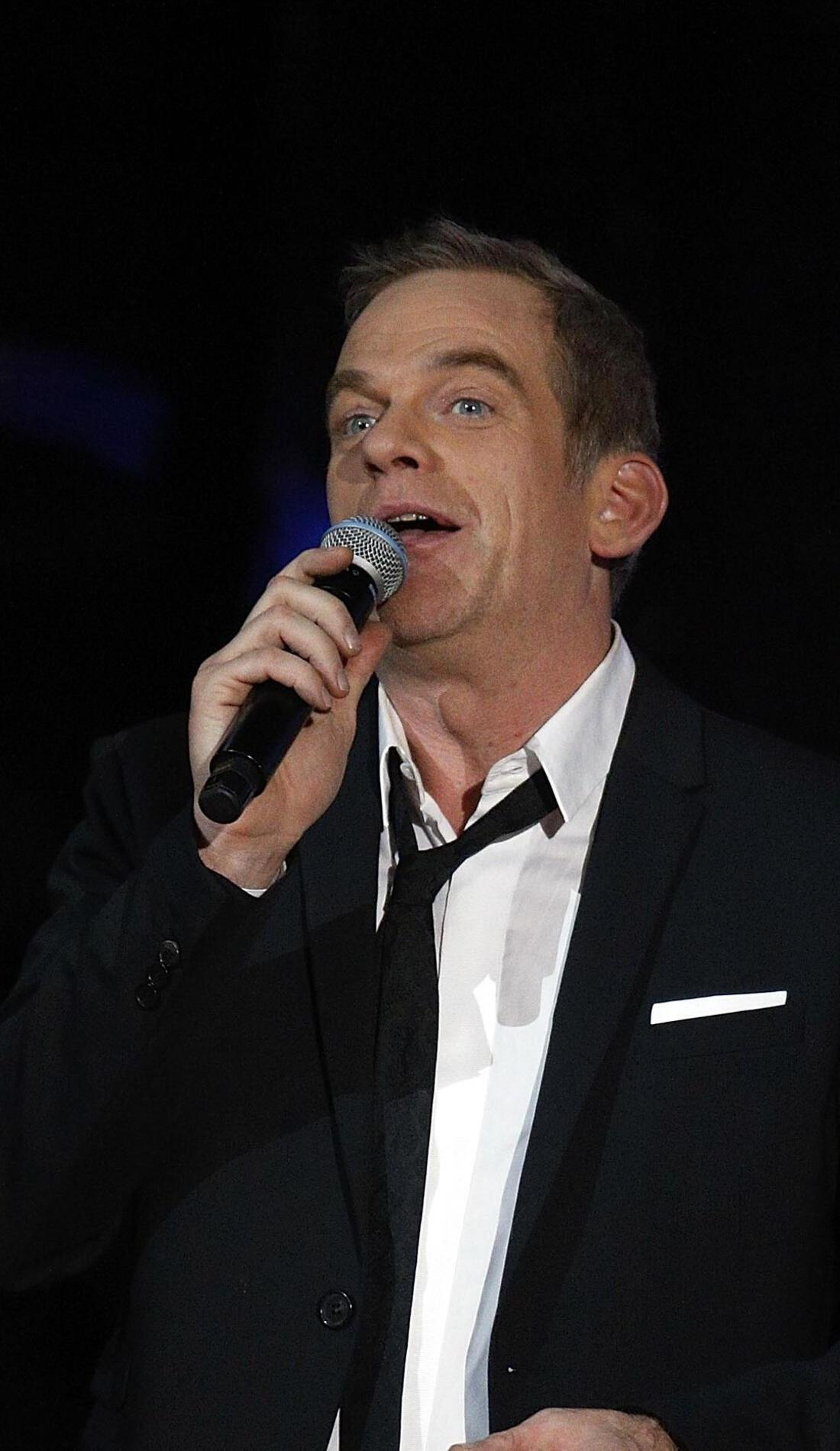 Garou Concert Tickets, 2023 Tour Dates & Locations | SeatGeek