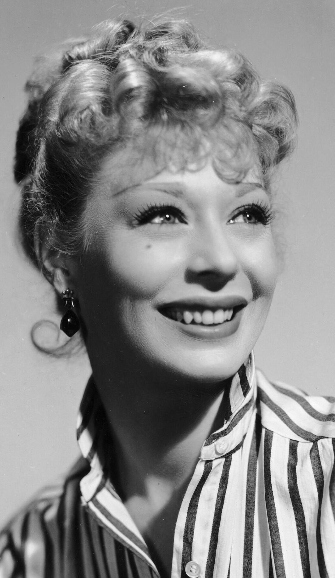 Gwen Verdon Concert Tickets, 2023 Tour Dates & Locations | SeatGeek