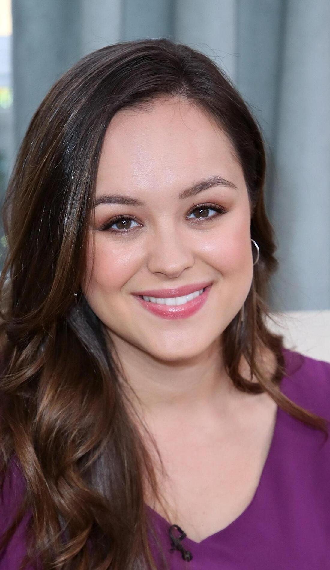 Hayley Orrantia Concert Tickets, 2023 Tour Dates & Locations | SeatGeek