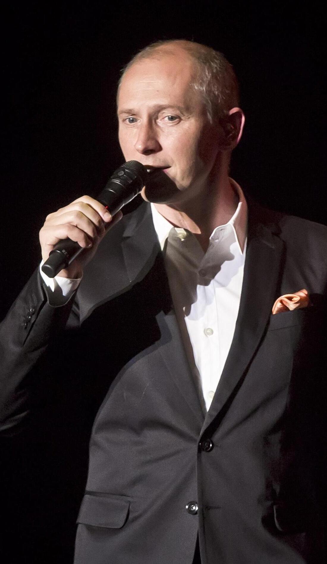 Helmut Lotti Concert Tickets, 2023 Tour Dates & Locations | SeatGeek