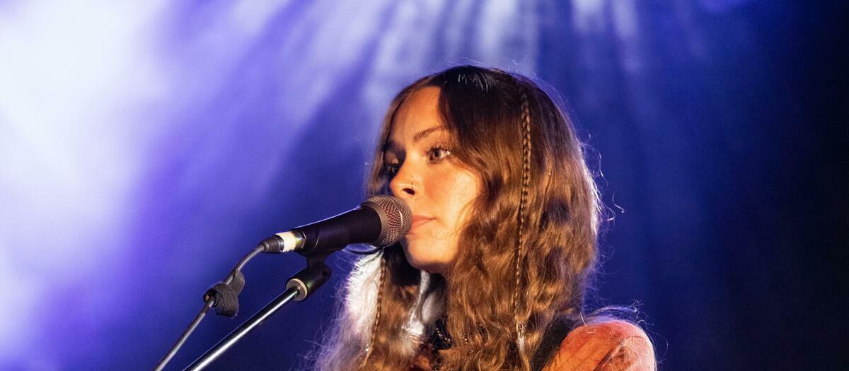 Holly Humberstone Concert Tickets, 2023 Tour Dates & Locations | SeatGeek