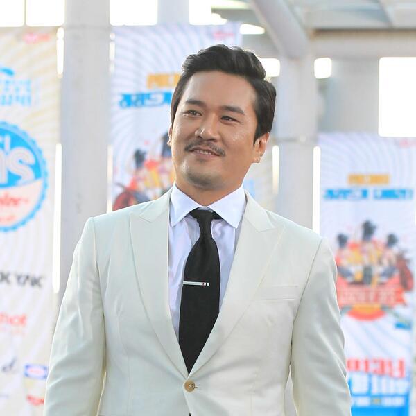 Jk Kim Dong Uk Concert Parking Passes | SeatGeek