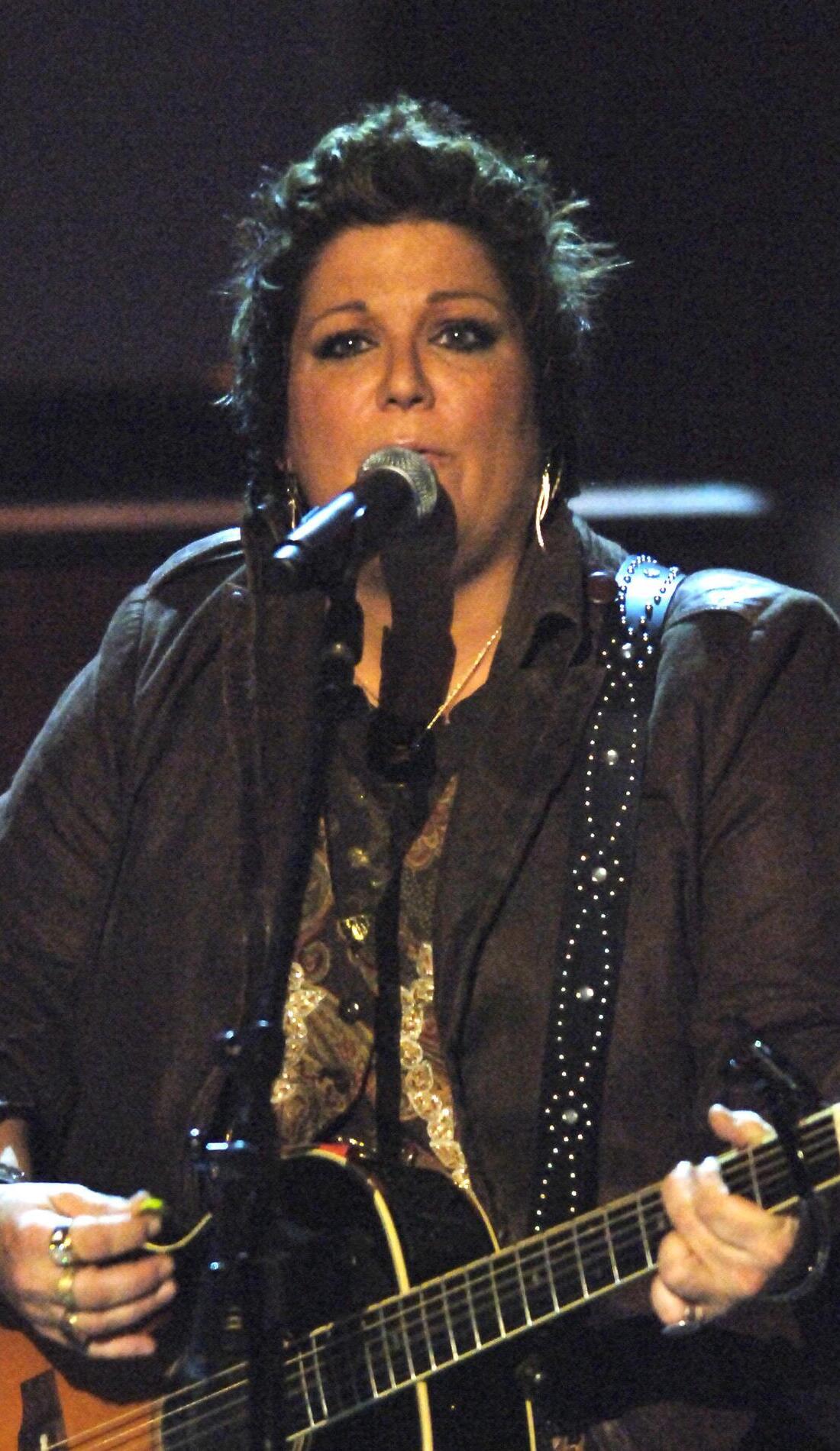 Kristen Hall Concert Tickets, 2023 Tour Dates & Locations | SeatGeek