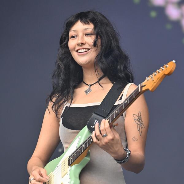 Luna Li Tickets & Concert Tour Dates 2024 | fr.SeatGeek.ca