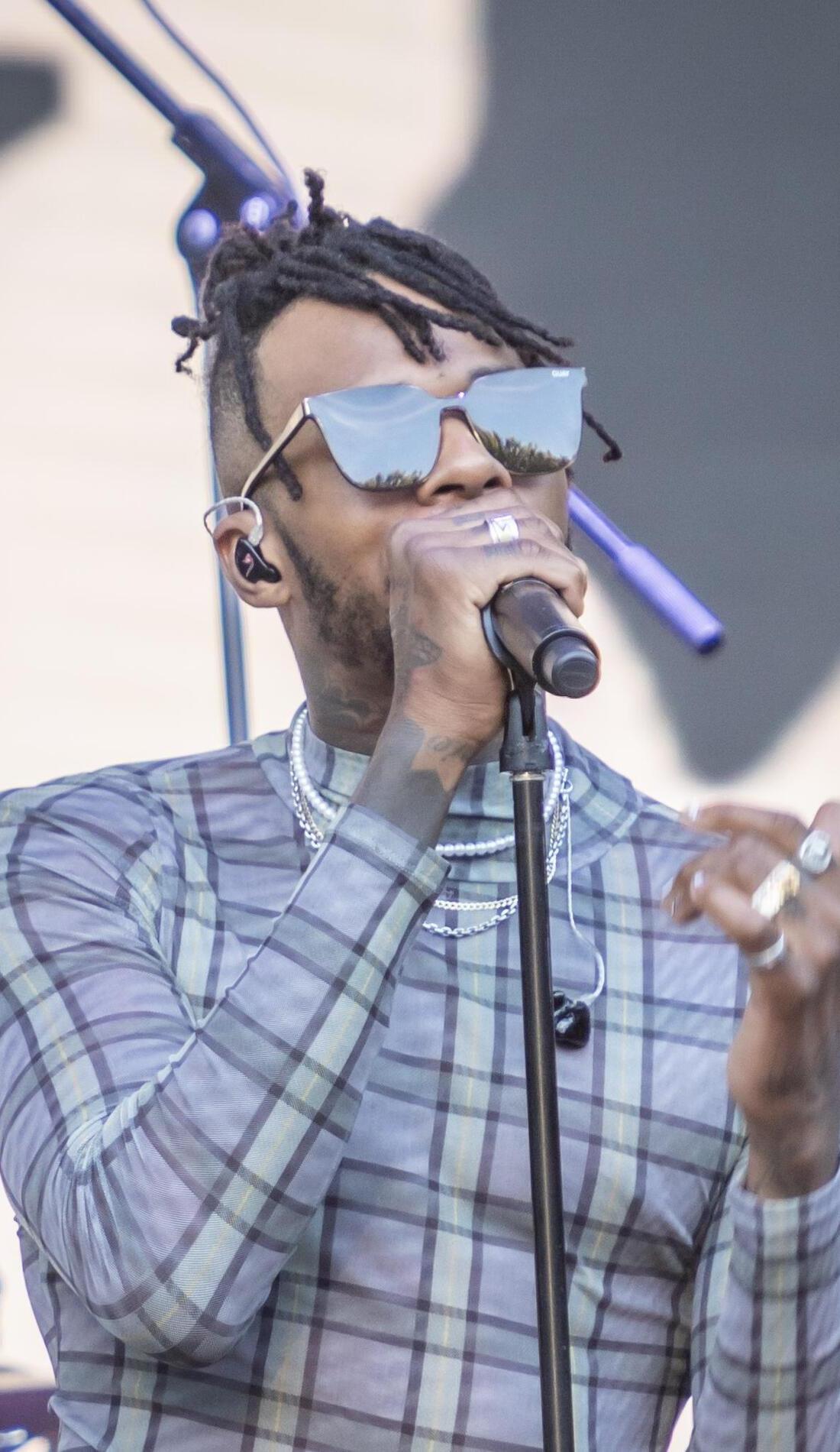Owenn Concerts Tickets, 2023 Tour Dates & Locations | SeatGeek