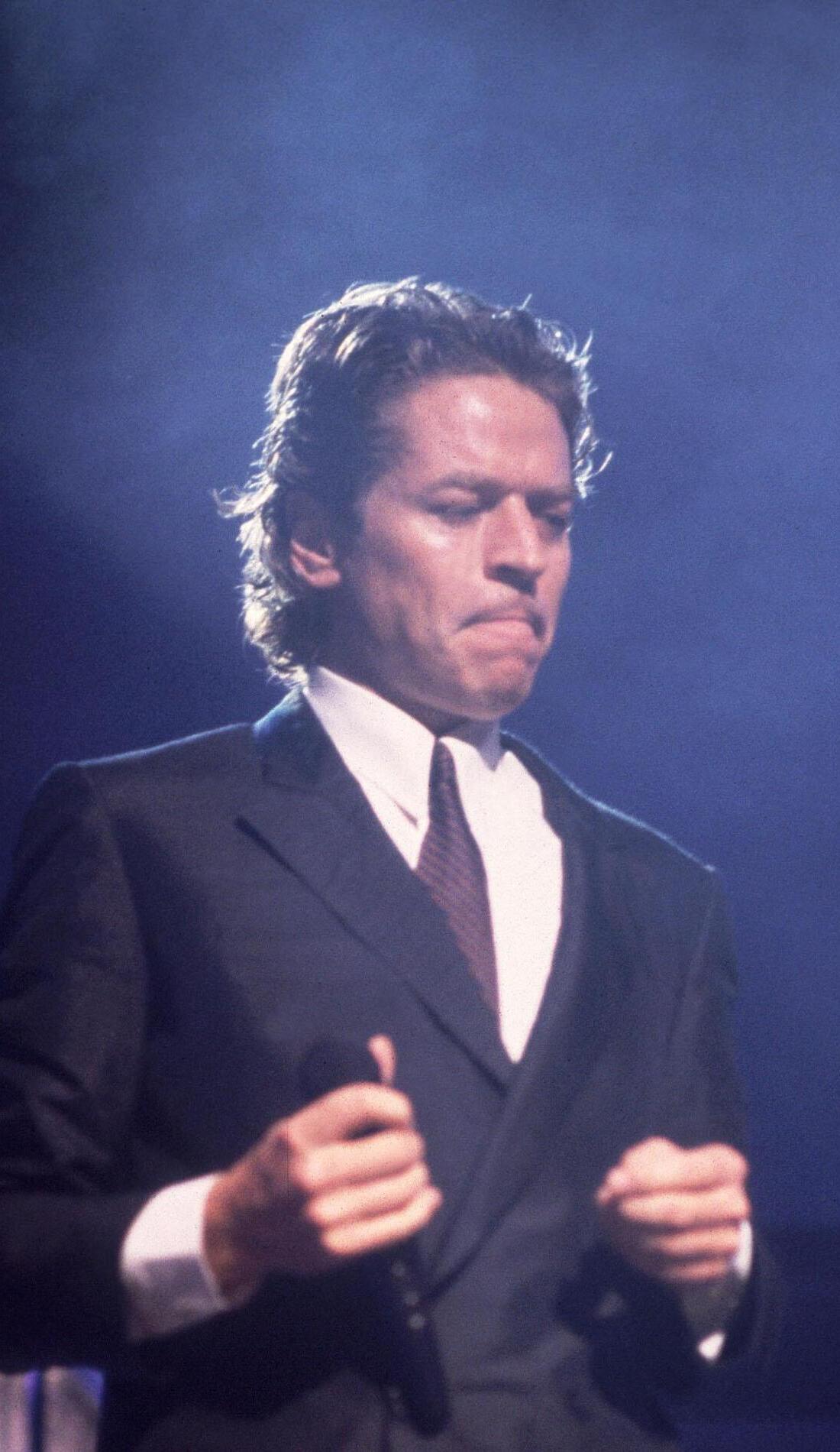 Robert Palmer Concert Tickets, 2023 Tour Dates & Locations | SeatGeek