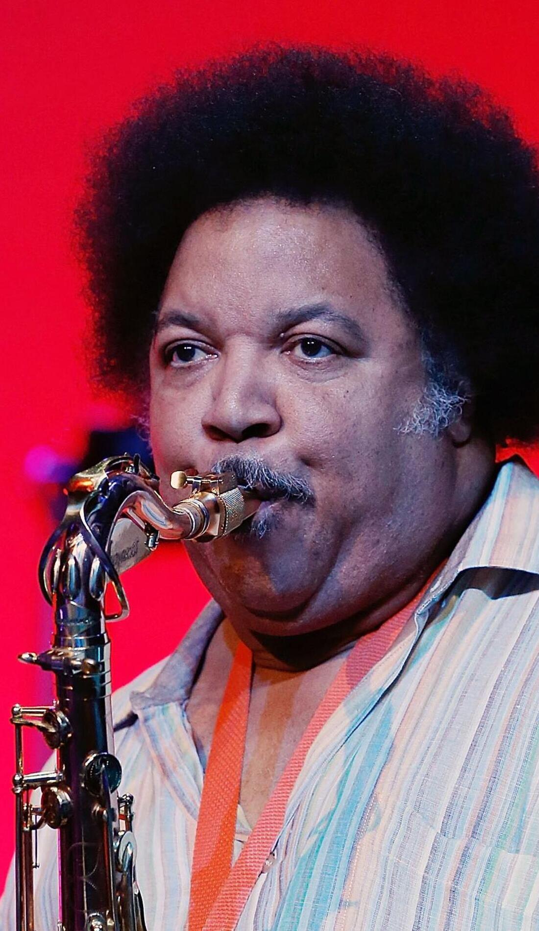 Ron Holloway Concert Tickets, 2023 Tour Dates & Locations | SeatGeek