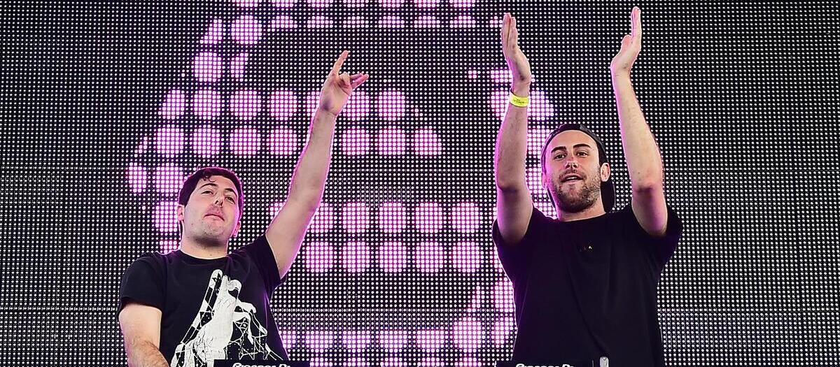 Two Friends Concert Tickets, 2023-2024 Tour Dates & Locations | SeatGeek