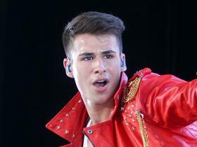 Tyler Medeiros Tickets, 2024 Concert Tour Dates | SeatGeek